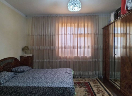 .Продам 2комнатную 56м2 разделный с падвалом и парковкой новостройку56
