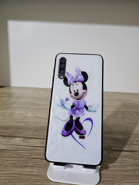SAMSUNG A50 sotiladi