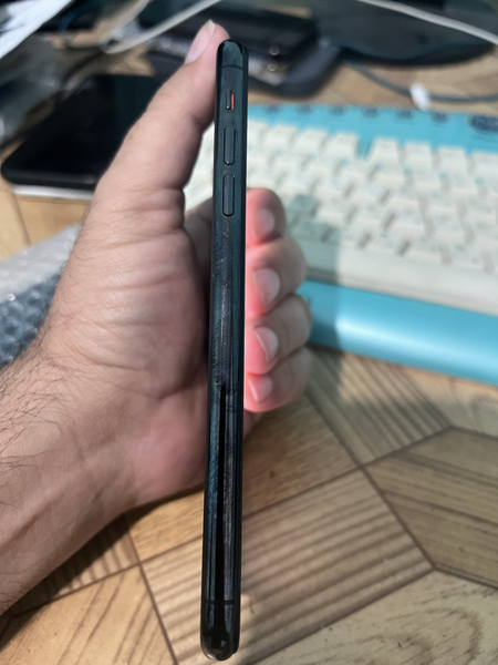 Iphone 11 pro max. Icloud