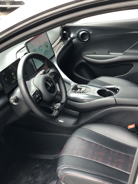 Byd E2 luxuru 2023