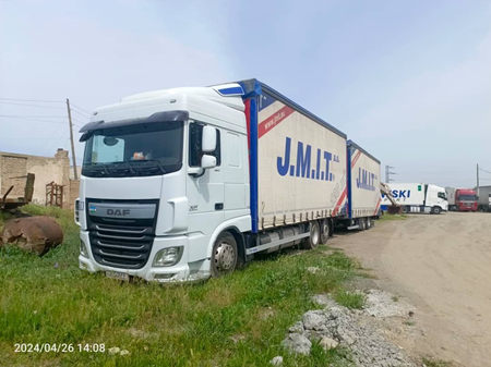 Daf paravoz sotiladi