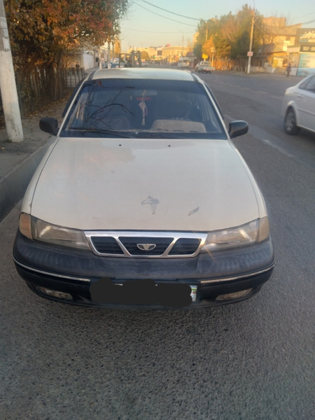 Daewoo nexia 1 2001yil