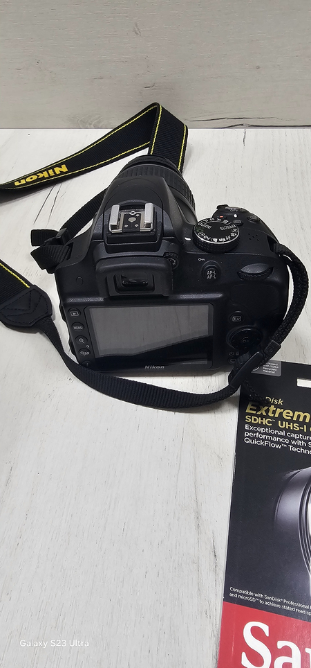 Nikon D3300,  18-55 kit ideall holatda garantiya 3oy dokondan