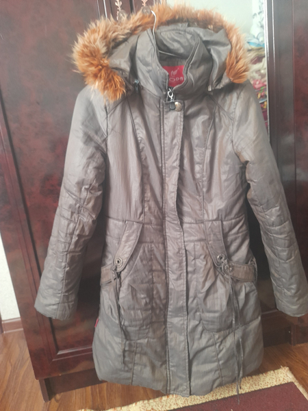 Продам куртку для девушек и женщины