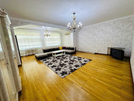 ПРОДАЕТСЯ 4/4/4 168м2  4/4/4 168м2 +100 чердак