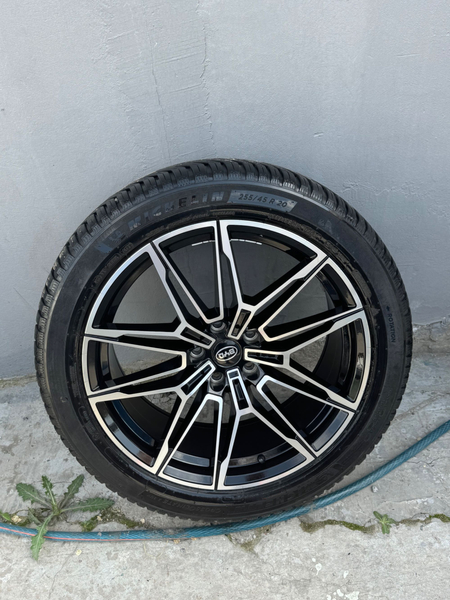 Michelin balon , BMW diska R20