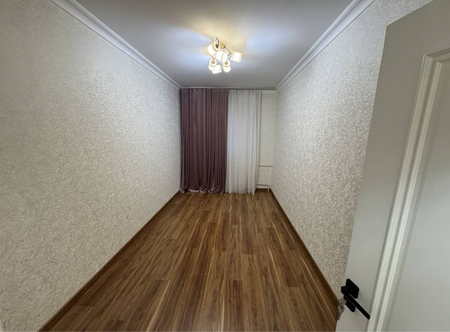 Срочно продаётся 3х комнатна квартира. Алмазар.
