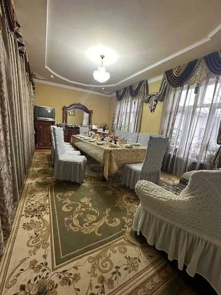 Продаётсяи:Срочно Ховли Соток 6