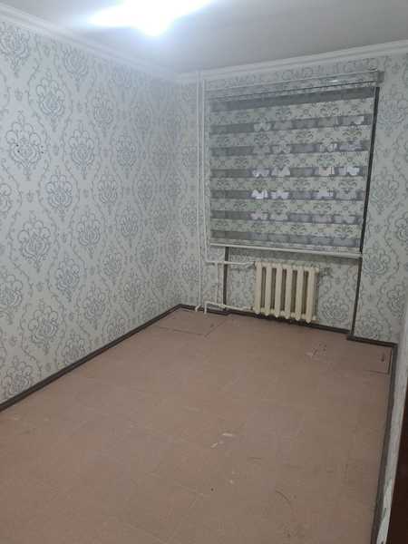 Срочно продаю.Алмазар Нукус Кинотеатр 4/1/4