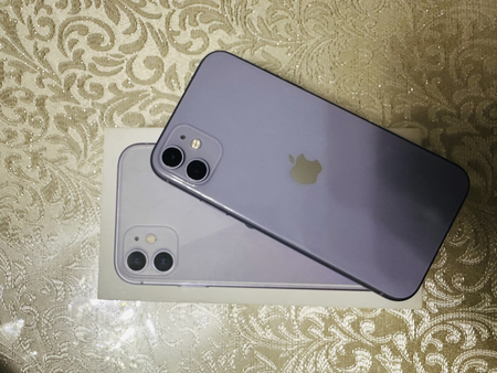 Iphone 11  64 GB