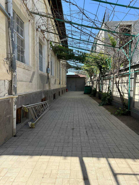 Продается нежилое бывший ресторан в 830м(140988)