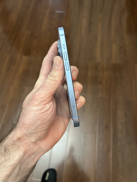 iPhone 14 256GB Blue icloud
