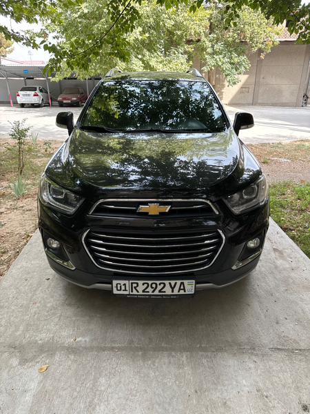 Chevrolet CAPTIVA 4-  3л. AWD фуловой комплектации!!
