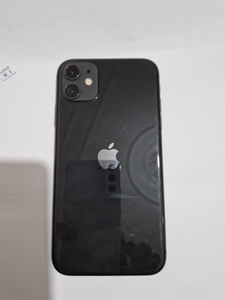 iPhone 11  Black 64gb LL/A