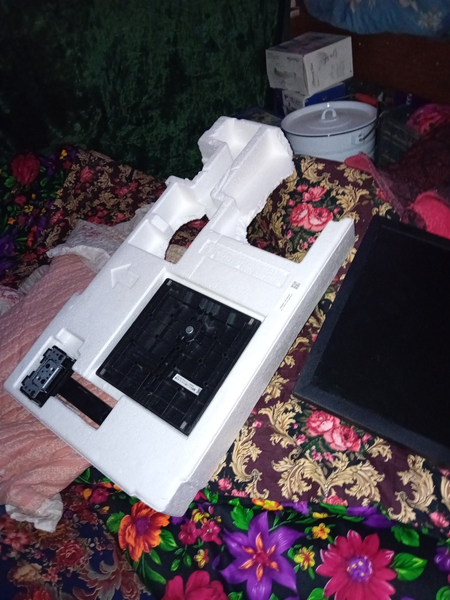 LG KOMPYUTER DAMASHNIY. Yangi kòp ishlatilmagan