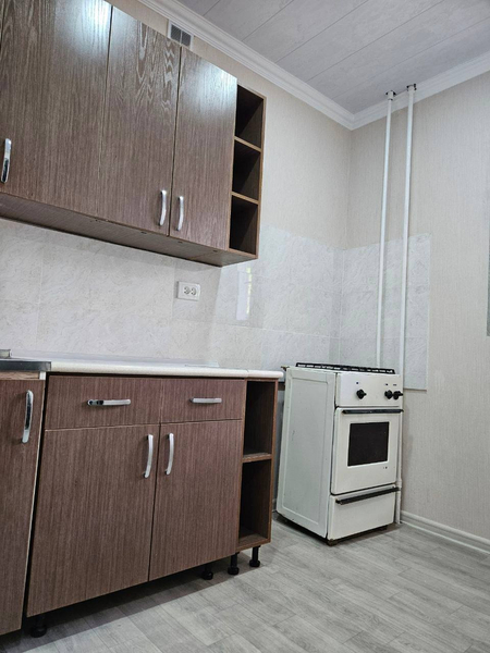 Продается квартира Мирзо-Улугбекский район ориентир Буз базар