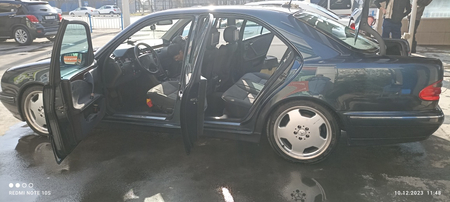 Продаётся mercedes w210,2,6л, 2001г