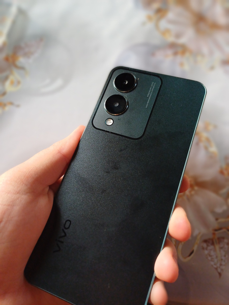 Vivo y 17s состояние абсолютно новое