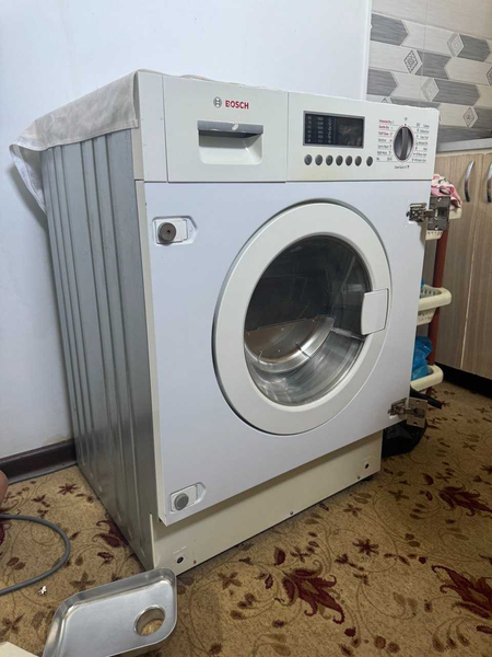 Продам стиральную машину Bosch 22058