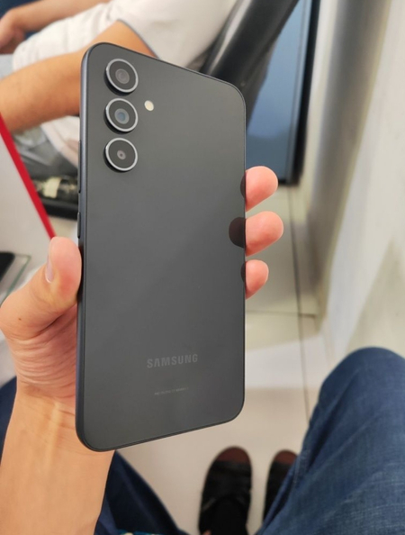 Samsung galaxy a54 6/128 black