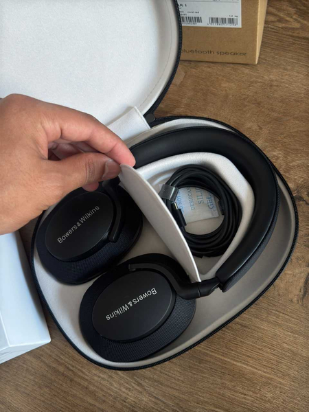 Срочно продается Наушники Bowers & Wilkins