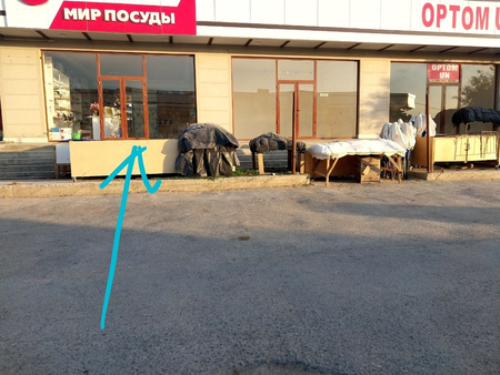 Дукон сотилади  бозор худудида
