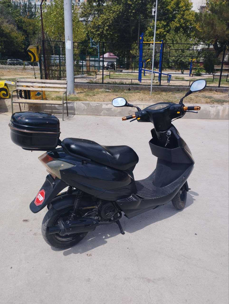 Продается скутер Selim