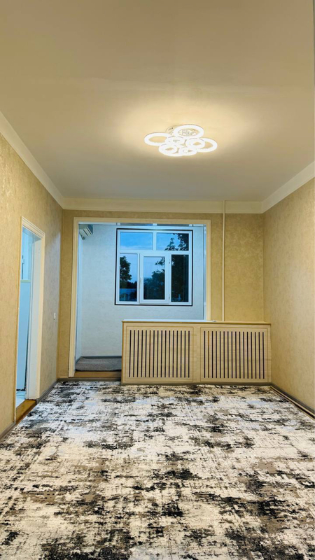 Срочно Чиланзар 11. 2/2/4. Продаю