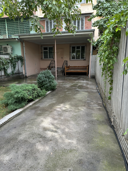 Продается своя 3-х комнатная квартира. Юнусабад 14- квартал.