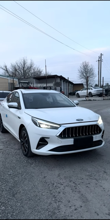 Jac j7 2023 sotiladi