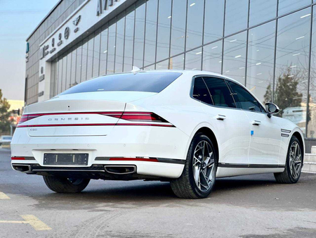 Продается Genesis G90 2022