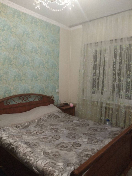 Чорсу 2/2/5(Чорсу Бозор метро Қоратош)