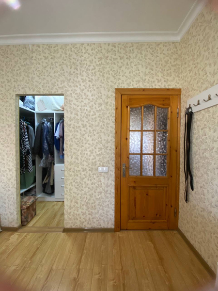 Срочно продается квартира в Район - Мирзо Улугбек  карасув 3 дахаси