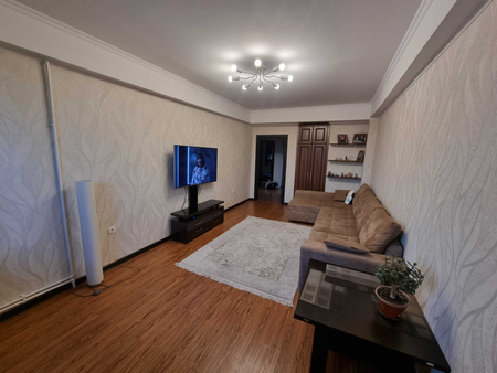 Продаётся квартира Юнусабадский район Ц5