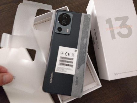 XIAOMI 13 LITE 5G  8+8/256
