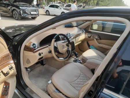 Mercades-Benz  220/222  срочно сотилади