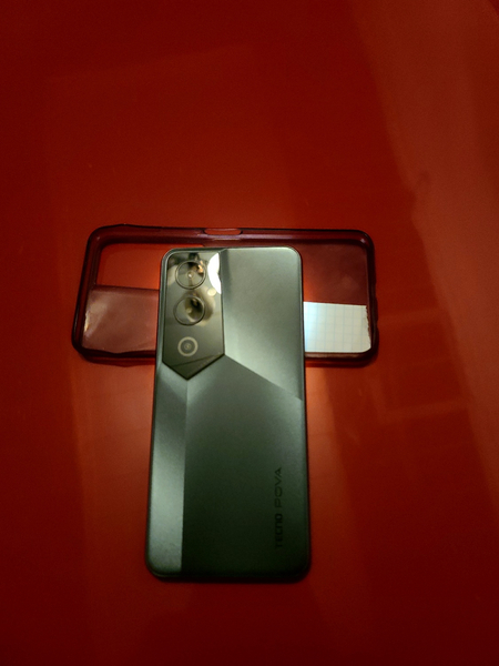 Tecno pova 4 pro