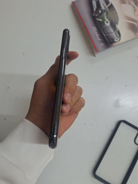 Iphonexs xolati yaxw 64gb