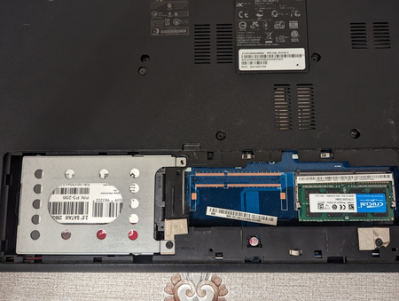 Продам ноутбук Acer Aspire E1-510