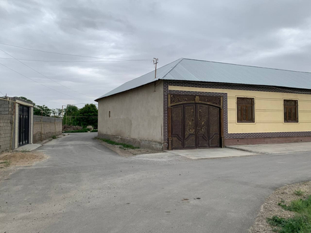Курулиши тугаланмаган участка сотилади