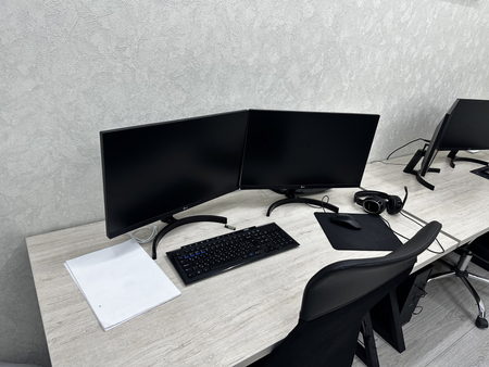 LG монитор 23 “ FULL HD LED IPS