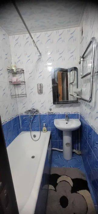 Срочно продаётся квартира в метро Новза