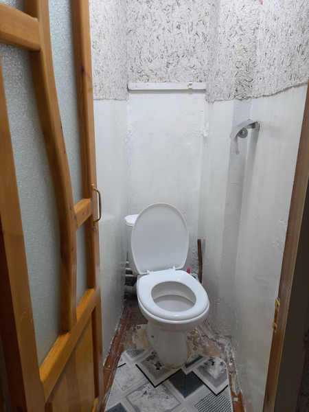2 хонали уй сотилади ёки 3 хоналикка алмаштирилади