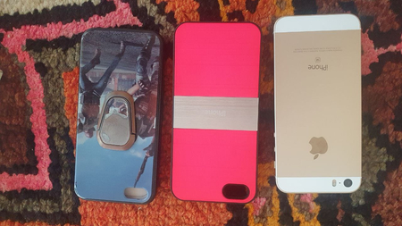 iPhone  SE  2016