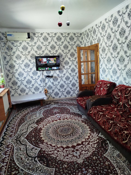 Срочно! Продается квартира Ахмад Югнакий 2/4/5