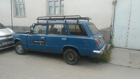 Zapchastga sotiladi vaz218