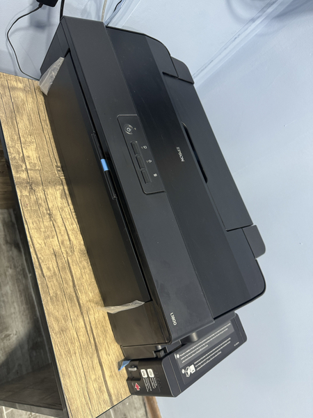 Epson L1800 A3 format rangli printer Sotiladi