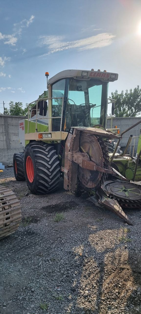 Ягуар комбайн класс 840 4х4 2000год