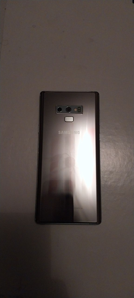 Samsung Note 9 6/128 tinniq