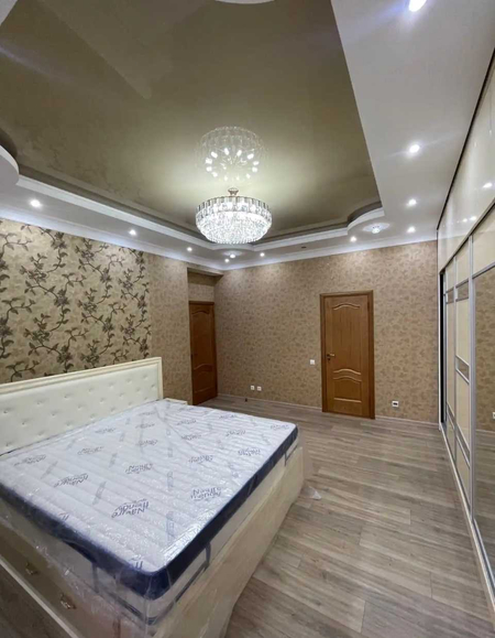 Нукусская • Посольство России • 3-комн • 95 м² • этаж 4/4 • [КР:048]